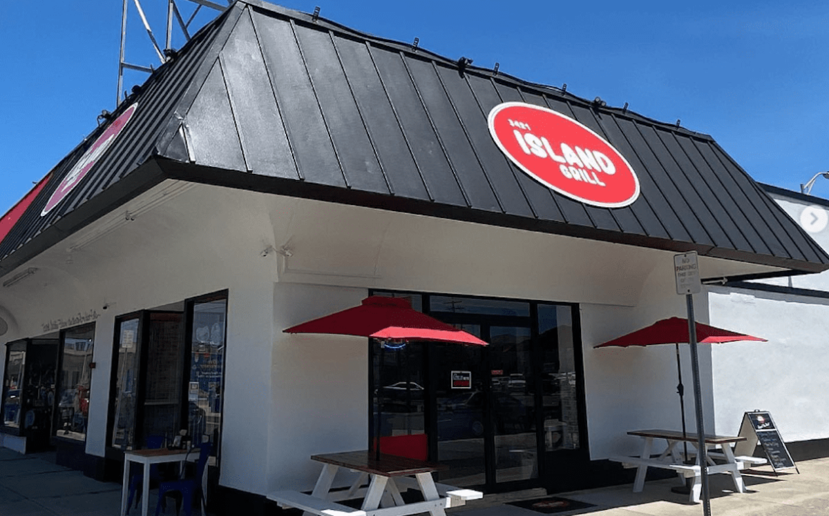 Welcome Island Grill To The Island! - Wildwood Video Archive