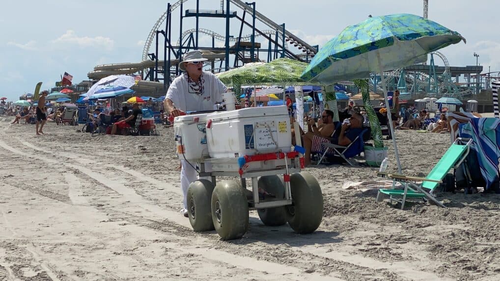 The Fudgy Wudgy Man Retires! - Saying Goodbye! - Wildwood Video Archive