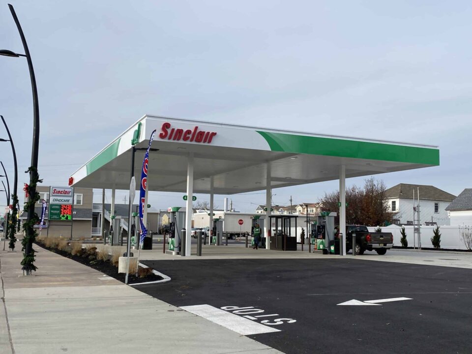 Wildwood's Sinclair Gas Station is Officially Open - Wildwood Video Archive