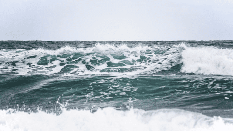 Understanding Rip Currents: A Guide to Spotting and Escaping - Wildwood ...