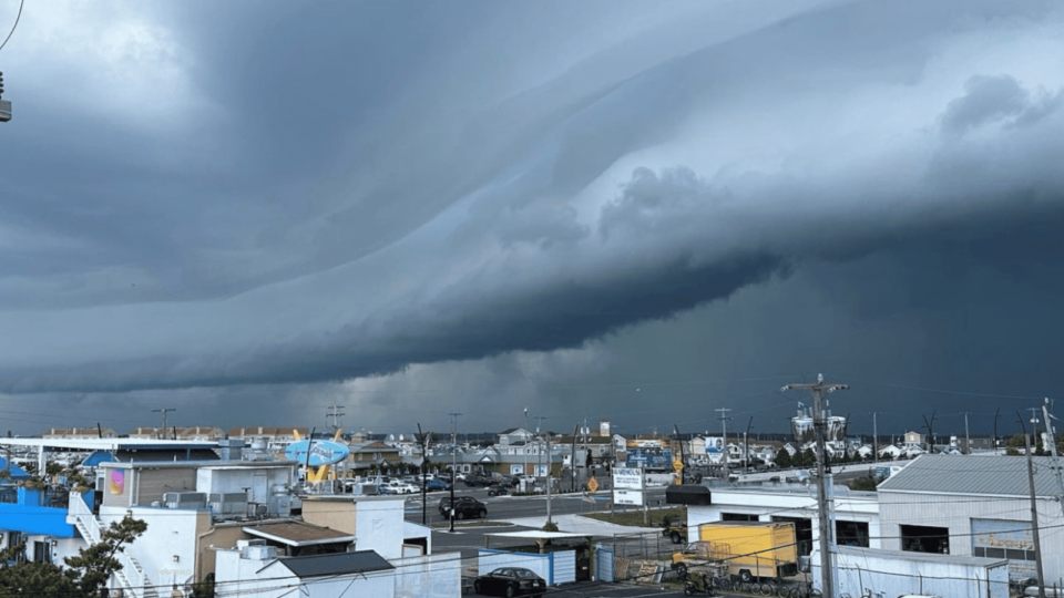 Wildwood’s Shelf Cloud Explained With Photos - Wildwood Video Archive
