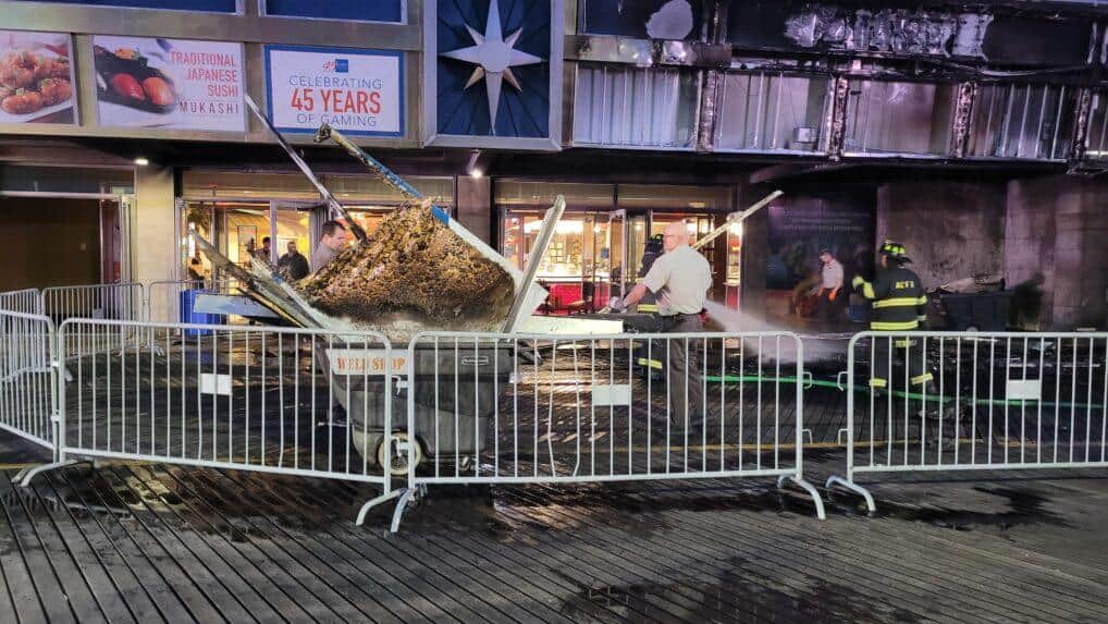 Blaze Strikes Atlantic City Boardwalk - Wildwood Video Archive