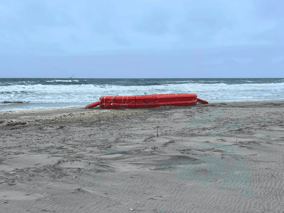 Mysterious Raft Washes Up on Jersey Beach - Wildwood Video Archive